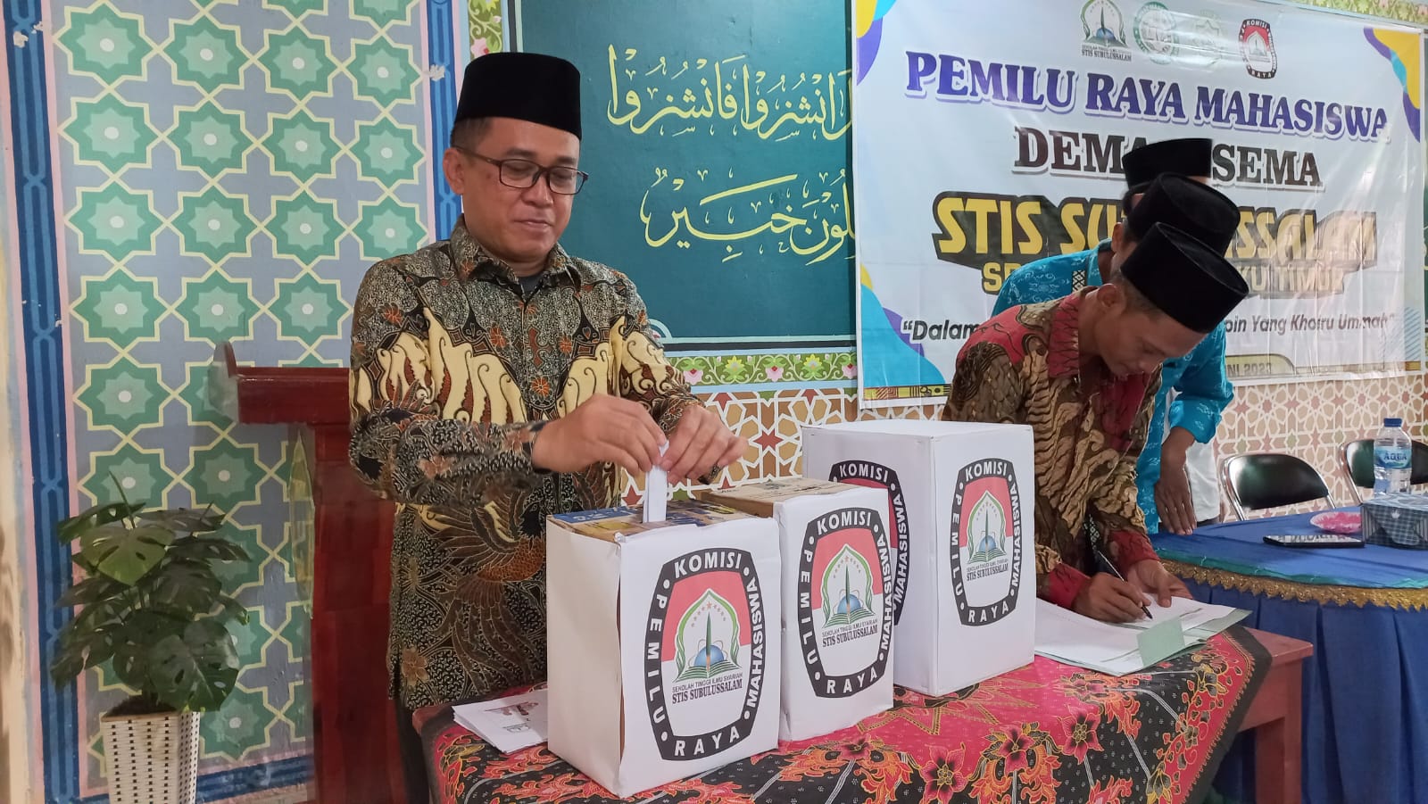 Pemilu Raya Mahasiswa: Pemilihan Pasangan Calon Ketua dan Wakil Ketua DEMA dan SEMA - STIS ...